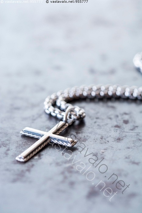 Kuva: Rippiristi - risti koru rippiristi hopearisti hopea hopeinen ...