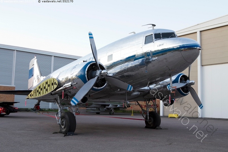 Kuva: Lokki museokoneen siirto - I - lentokone museokone DC DC-3 DC-3 ...