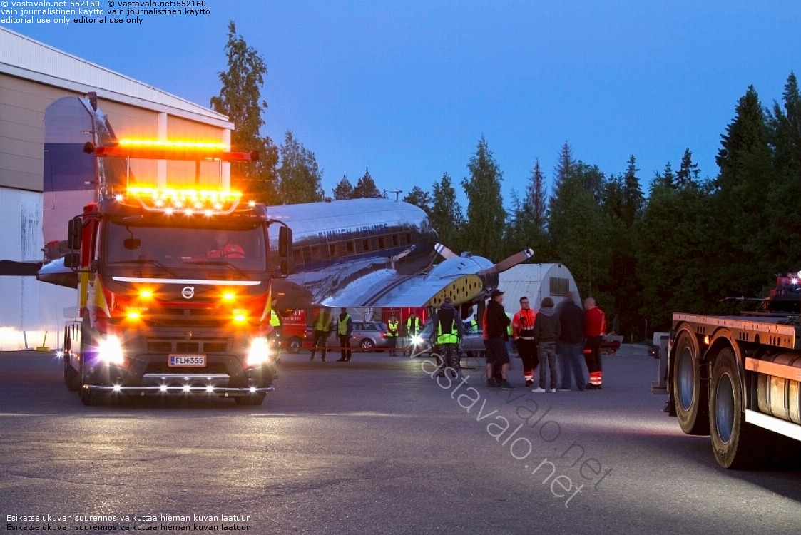 Kuva: Lokki museokoneen siirto - VII - lentokone museokone DC DC-3 DC-3 ...