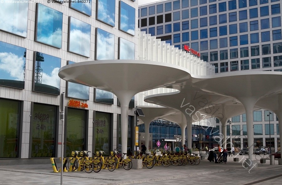 Kuva: Mall of Tripla sisäänkäynti - II - Mall of Tripla asema ...