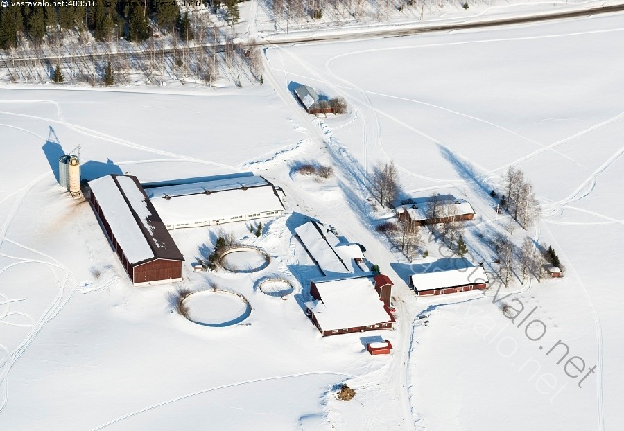 Kuva: Pohjoissavolainen maatila - maatila maaseutu maalaismaisema ...