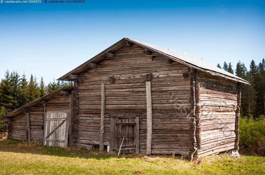 Kuva: Vanha riihi - vanha hirsirakennus veistetyt vanhat hirret ...