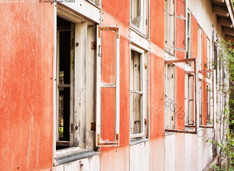 Kuva: Hylätty sähkötalo - hylätty talo tyhjä autio kaivosrakennus ...