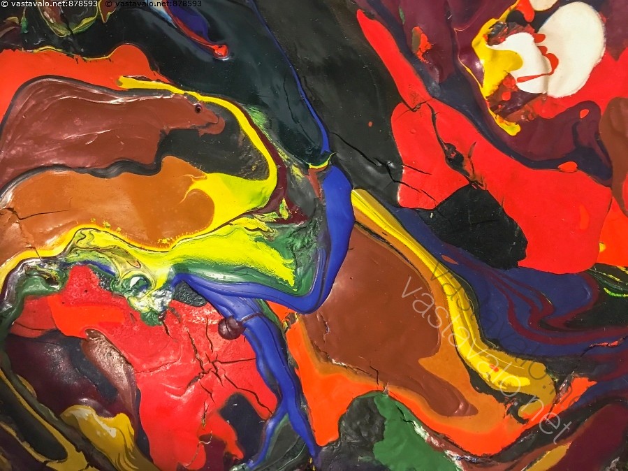 Kuva: Maalipönttö - maali maalit väri värit värikäs abstrakti ...