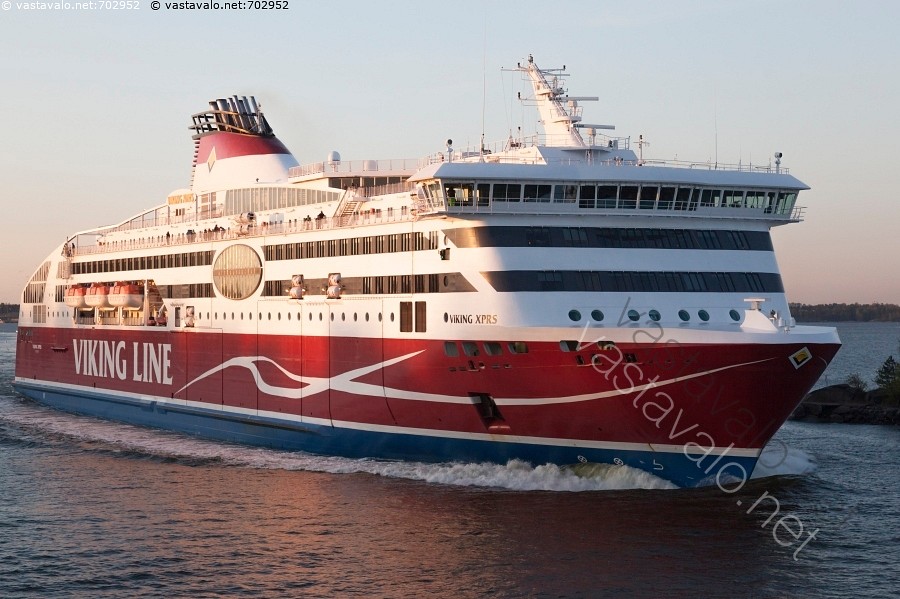 Kuva: Viking XPRS Kustaanmiekan salmessa - M/S Viking Line XPRS laiva ...