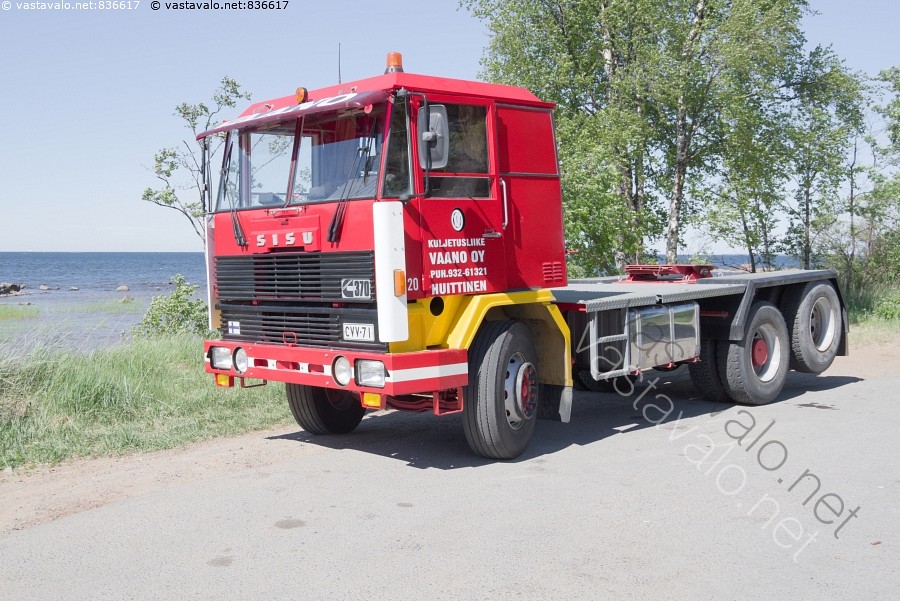 Kuva: Rekka rannalla - rekka rekka-auto ranta punainen Sisu kesä ...