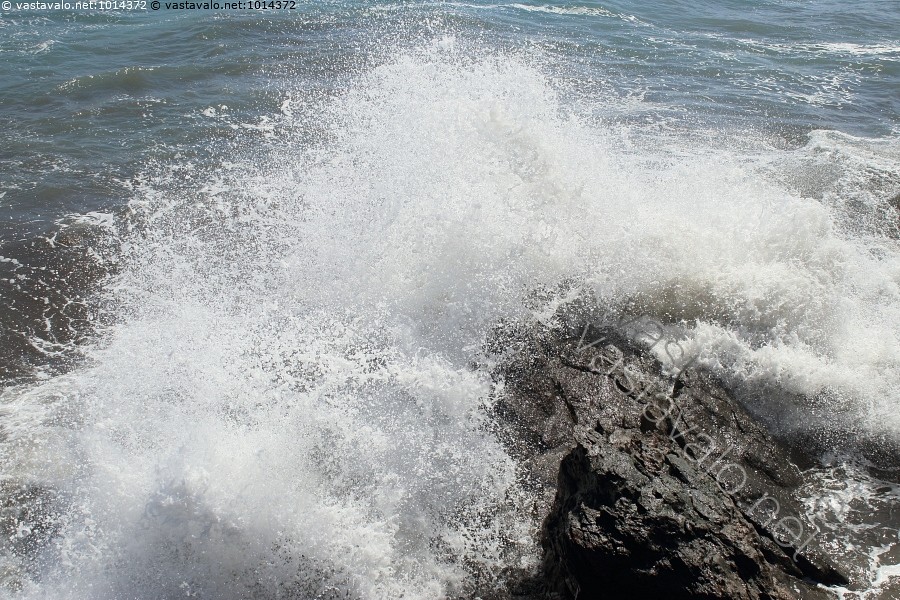 Kuva: Atlantin valtameren tyrskyjä Gran Canarialla - aallokko aallot ...